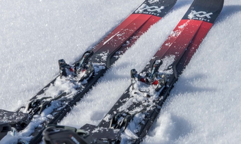 Pin binding vs. frame binding - the differences — thisisskitouring.com